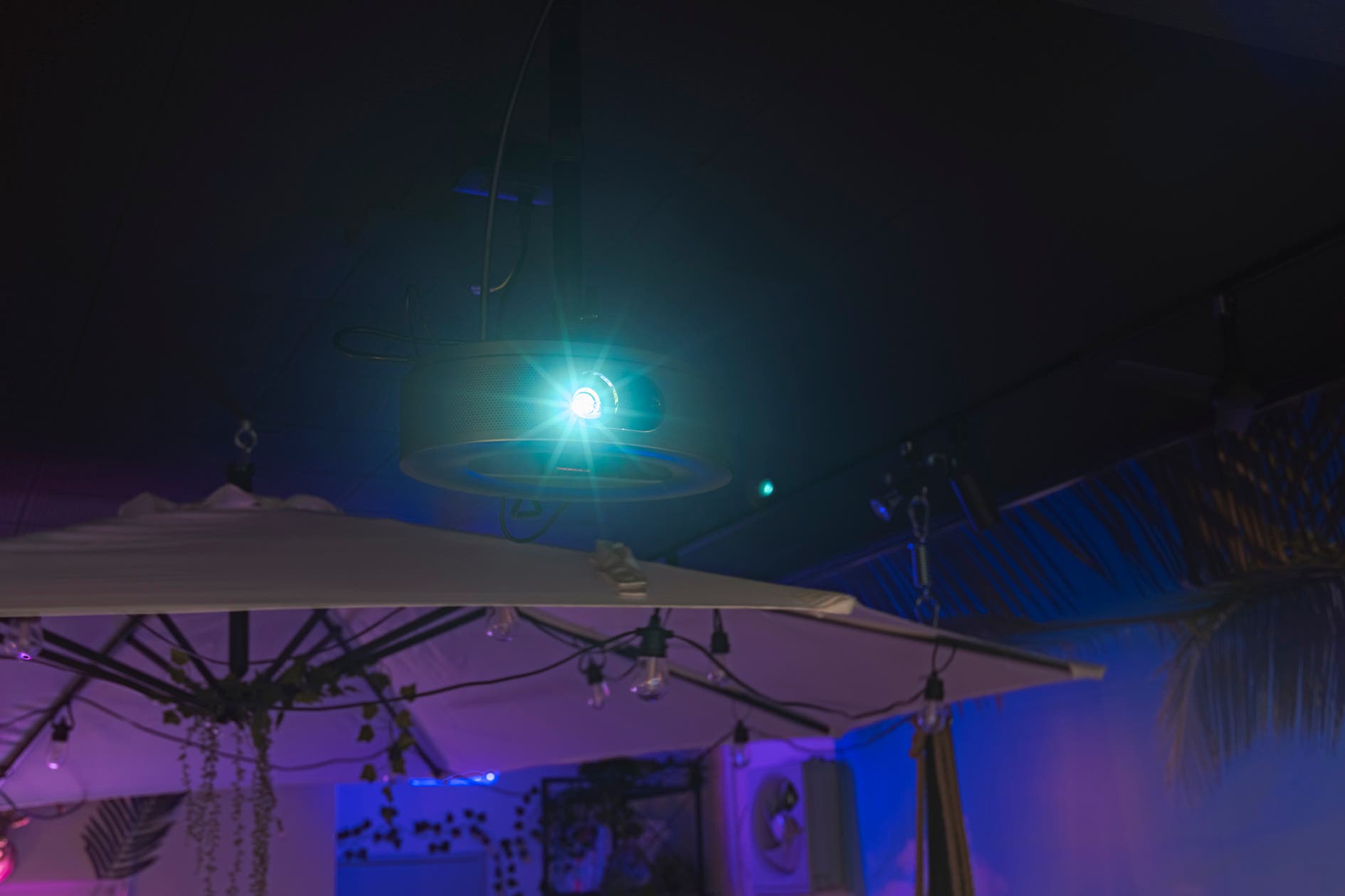 スペモ🎬クリスマス🎄学割👨‍🎓新橋駅4分❗プロジェクター🎥映画鑑賞🎞️デート💕570_LEONEXCINEMA新橋の写真29