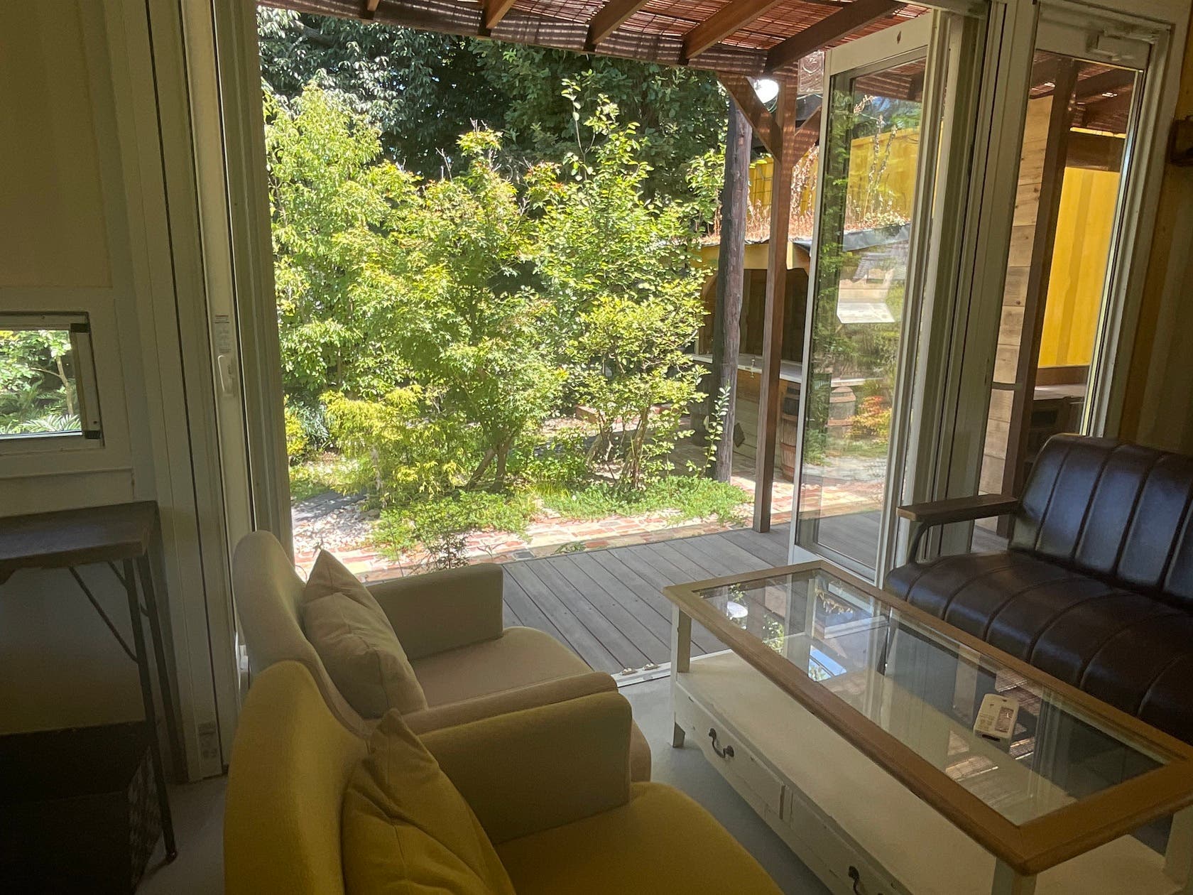 【🌟ワークショップ・女子会に最適🌟】黄色いコンテナのカフェの写真8