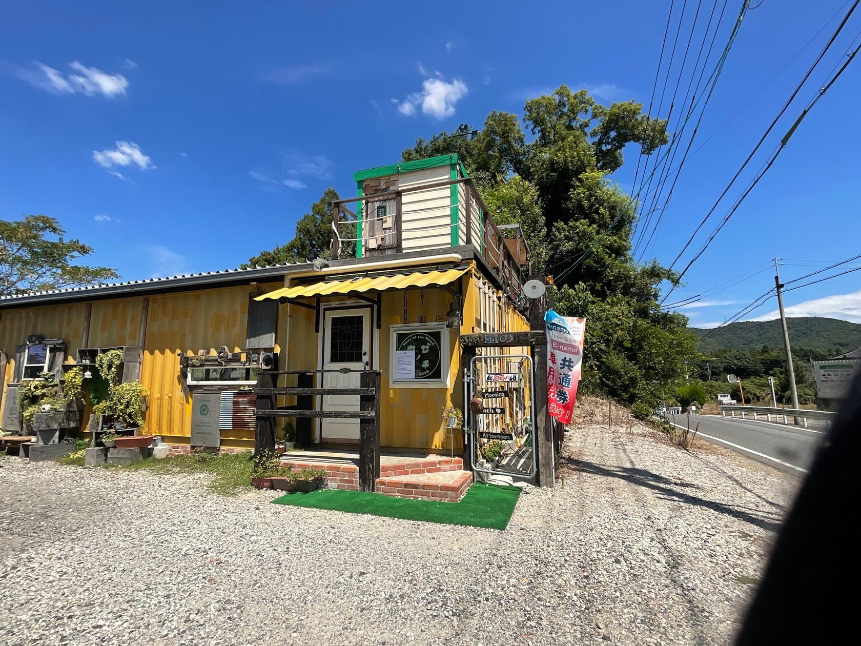 【🌟ワークショップ・女子会に最適🌟】黄色いコンテナのカフェの写真9