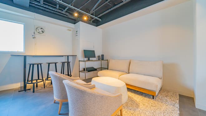 SPOTとして初のイーストエリアにオープン!質の高いデザイナーズ家具が揃った黒を基調としたデザイナーズ1日オフィス。の写真5