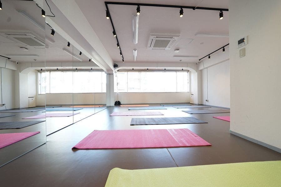 人気★予約困難【最大20名】馬喰町駅3分★アキバ駅チカ★最高級舞台床リノリウム★ダンス&バレエ&ウォーキング_Ａスタジオの写真7