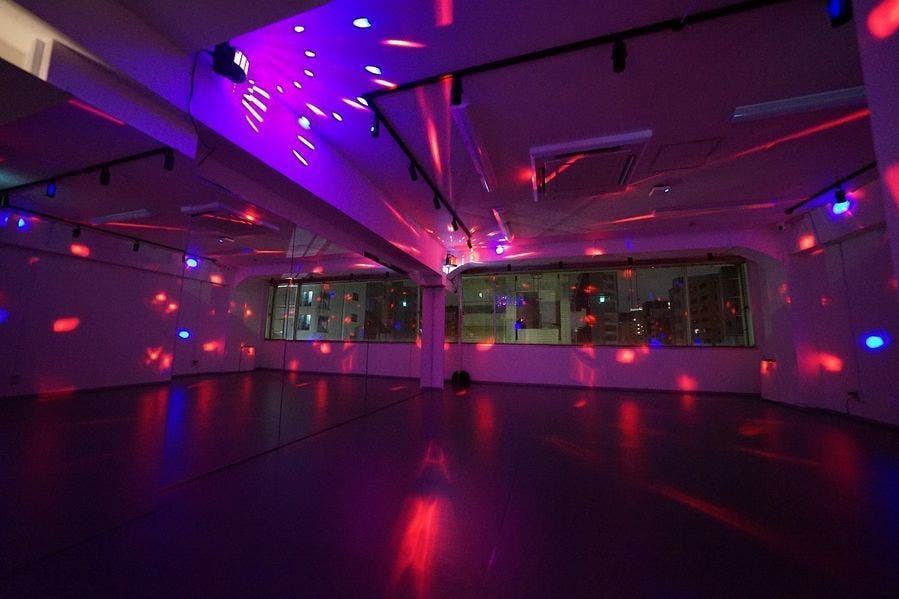 人気★予約困難【最大20名】馬喰町駅3分★アキバ駅チカ★最高級舞台床リノリウム★ダンス&バレエ&ウォーキング_Ａスタジオの写真8