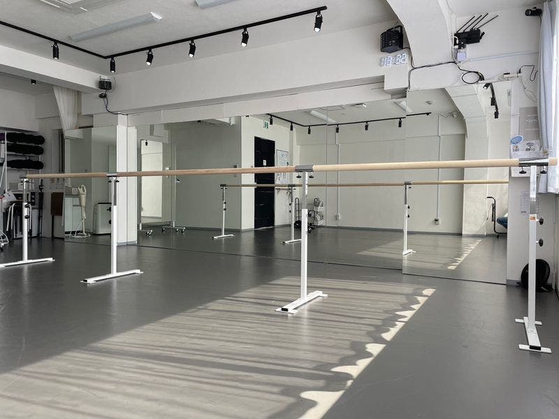 人気★予約困難【最大20名】馬喰町駅3分★アキバ駅チカ★最高級舞台床リノリウム★ダンス&バレエ&ウォーキング_Ａスタジオの写真13