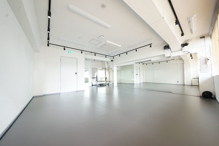 人気★予約困難【最大20名】馬喰町駅3分★アキバ駅チカ★最高級舞台床リノリウム★ダンス&バレエ&ウォーキング_Ａスタジオの写真6