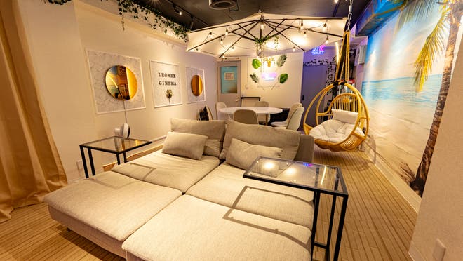 スペモ🎬クリスマス🎄学割👨🎓新橋駅4分❗プロジェクター🎥映画鑑賞🎞️デート💕570_LEONEXCINEMA新橋の写真3