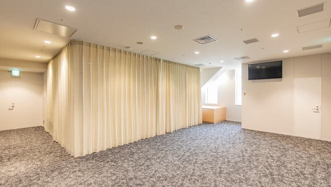 御堂会館4階Aホール 大阪メトロ本町駅徒歩1分のネット会議対応の貸ホール!の写真4