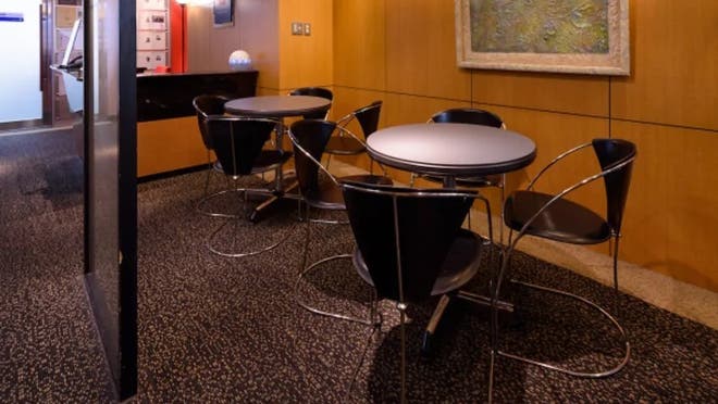 RoomF【外苑前駅から徒歩20秒!】~スクール42名。高速WiFi!飲食物持込可(ゴミ持ち帰り不要)!受付常駐で安心!の写真6