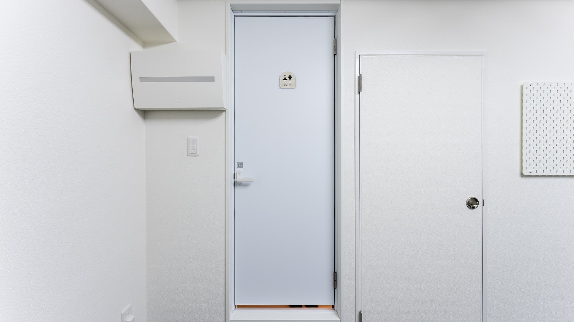 ✨2号店OPEN✨【渋谷駅2分】光回線高速WiFi、大型モニター、ホワイトボード完備☆1日1回スタッフ完全清掃の会議室の写真18