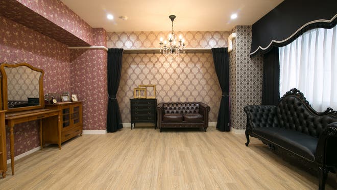 【新ページ移転案内中】6st🦋 本人不在の誕生会で人気🎂ゴシック系のかわいい撮影スタジオ&レンタルスペース|女子会・オフ会にもの写真3