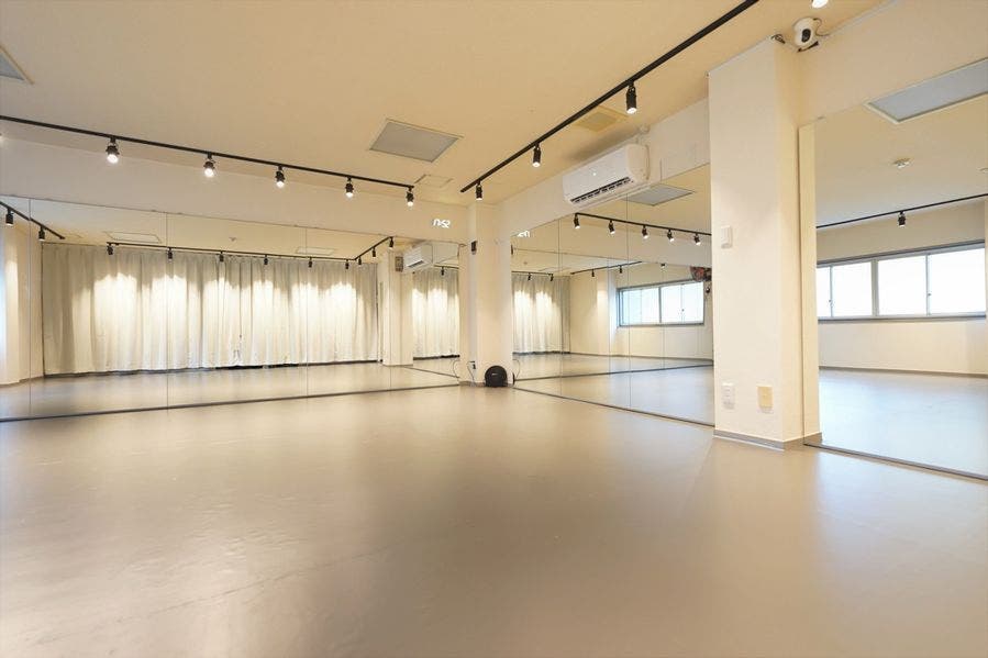 女性専用★予約困難【18名】山手線　駅チカ徒歩2分　最高級舞台床リノリウム&設備の写真7