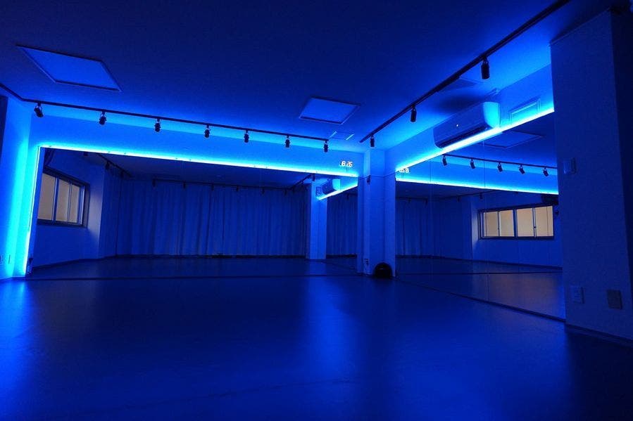 女性専用★予約困難【18名】山手線　駅チカ徒歩2分　最高級舞台床リノリウム&設備の写真9