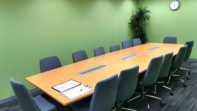 RoomE【外苑前駅から徒歩20秒!】14名。高速インターネット!飲食物持込可(ゴミ持ち帰り不要)!受付常駐で安心!の写真1