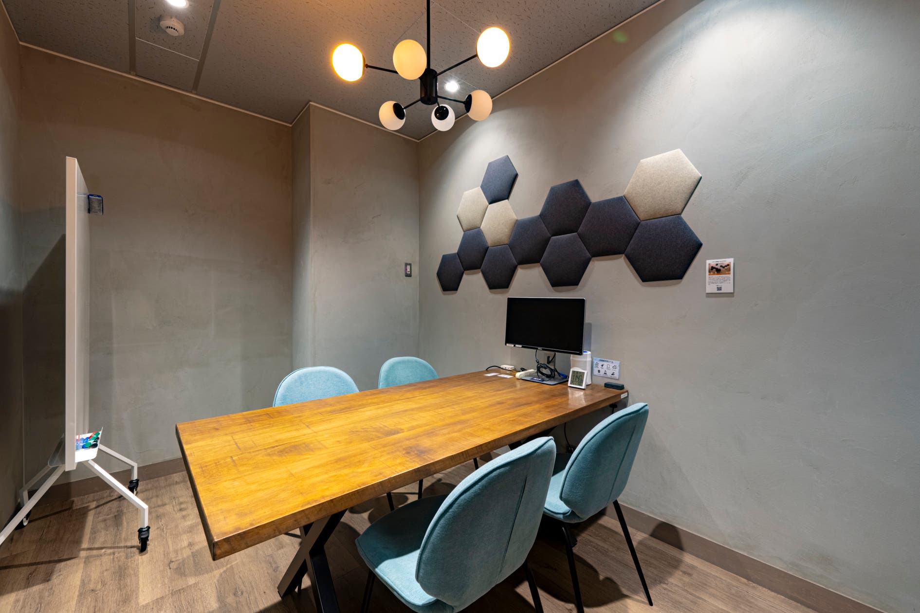 スペモ🏰渋谷5分🤩会議💻モニター完備✨テレワーク💻作業部屋✍️547_LULLTECHBEACH-Room渋谷1の写真1