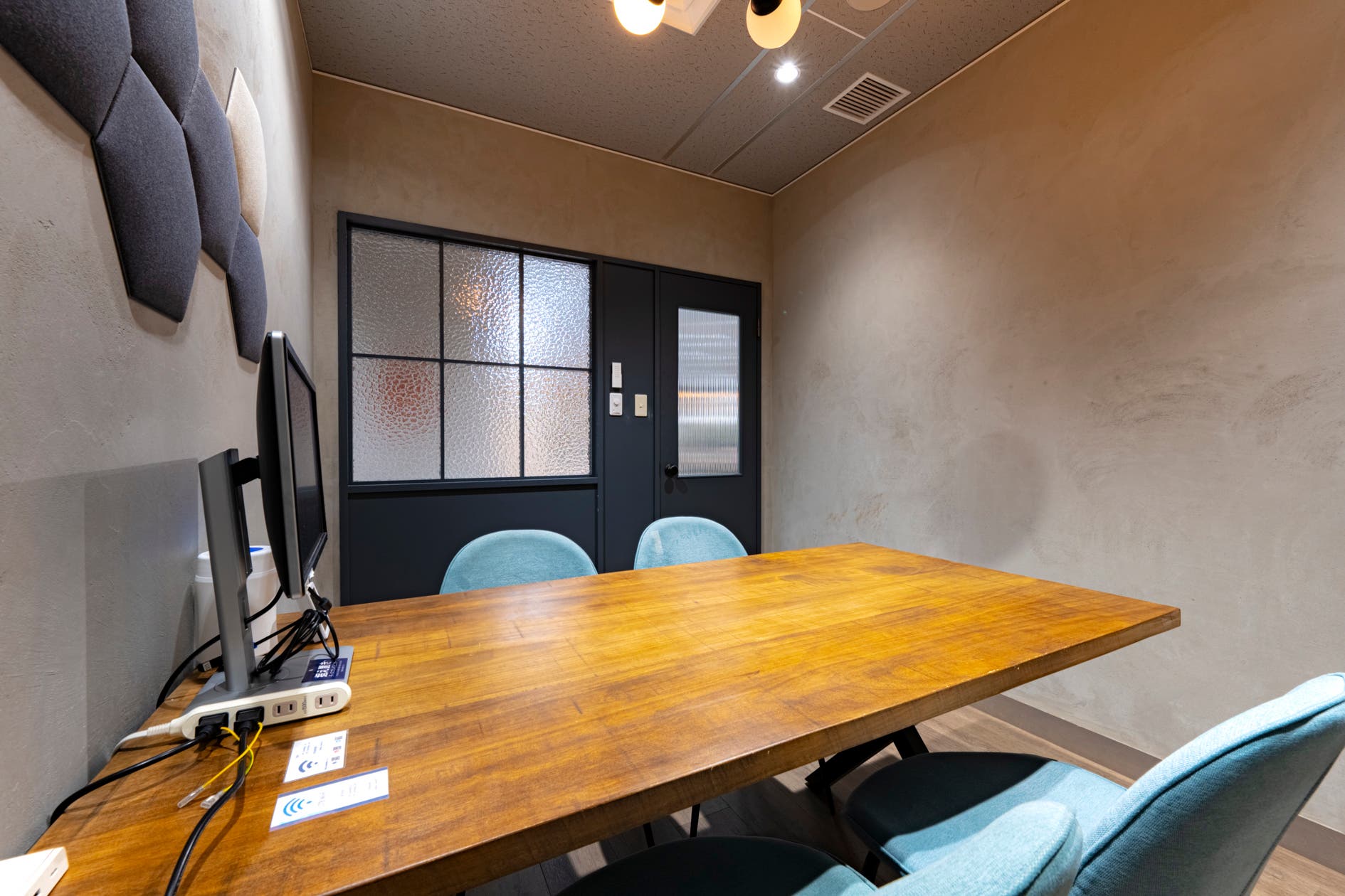 スペモ🏰渋谷5分🤩会議💻モニター完備✨テレワーク💻作業部屋✍️547_LULLTECHBEACH-Room渋谷1の写真6