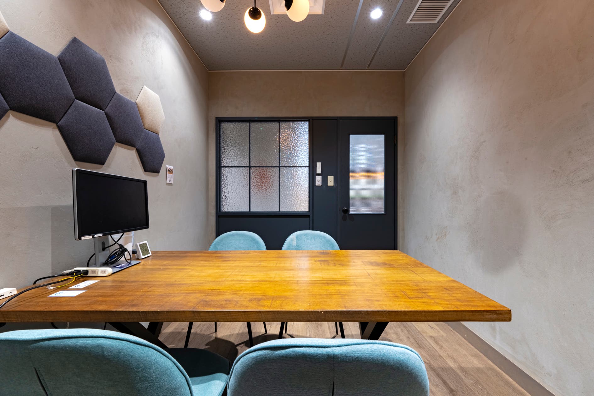 スペモ🏰渋谷5分🤩会議💻モニター完備✨テレワーク💻作業部屋✍️547_LULLTECHBEACH-Room渋谷1の写真7