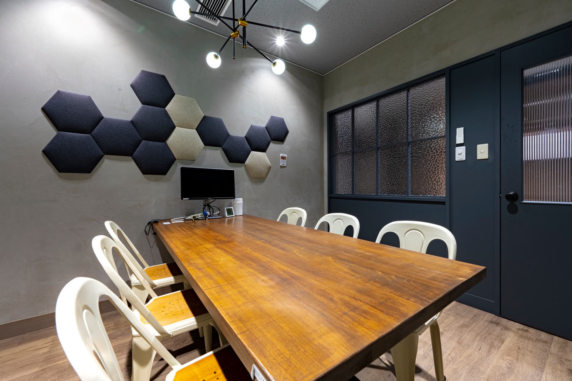 スペモ🏰渋谷5分🤩会議💻モニター完備✨テレワーク💻作業✍️548_LULLTECHBEACH-Room渋谷2の写真6