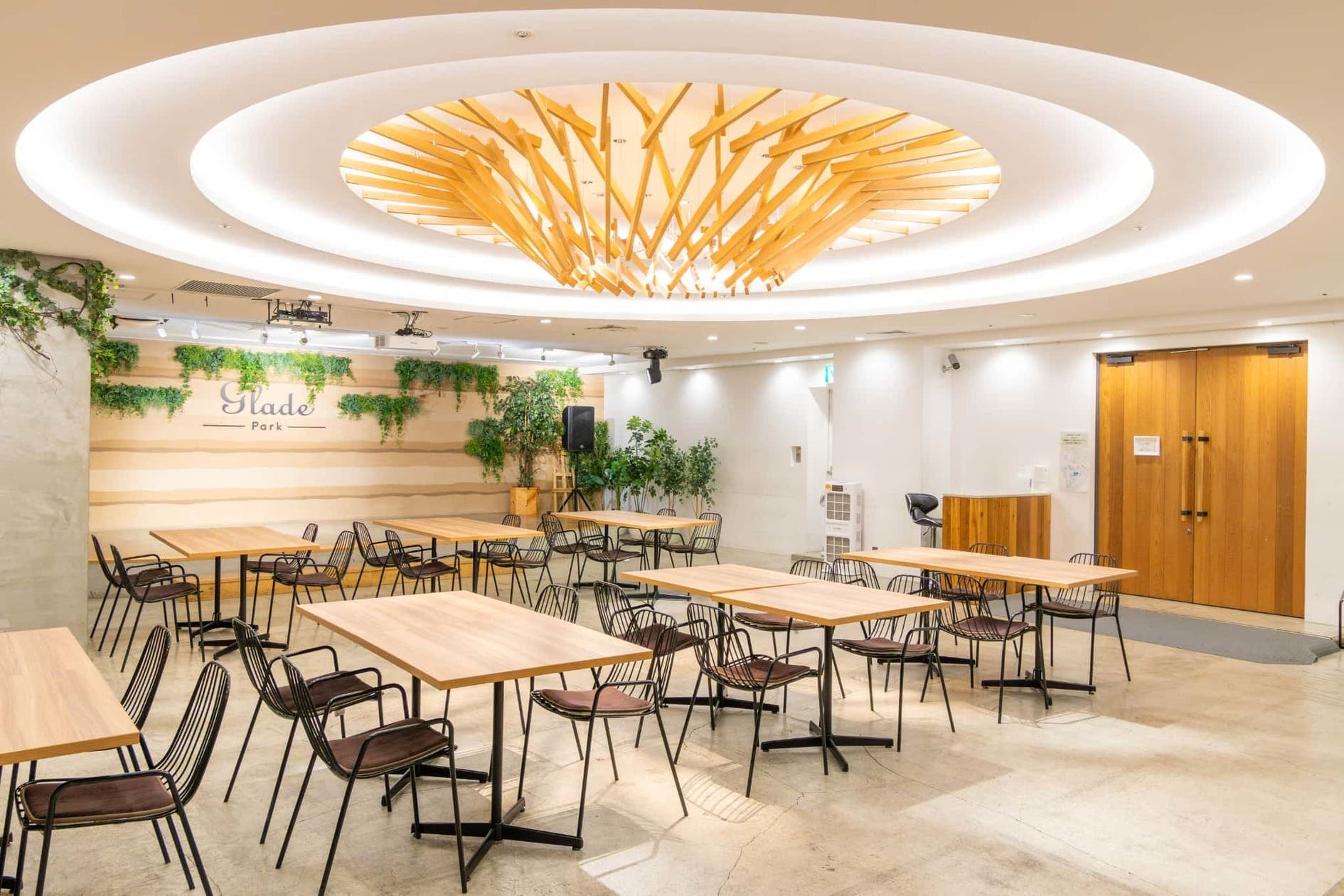 グレパ新宿西口【 西新宿駅 2分 】パーティ イベント 撮影OK !クローク 室内ベンチ 有 ♥ 飲食 OK♦ 設備 使い放題★の写真5