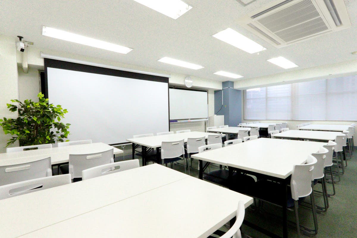 【JR品川駅徒歩3分！52名利用可！】高性能プロジェクター・WiFi全て無料！エレベーター有！ふれあい貸し会議室 品川No100の写真7