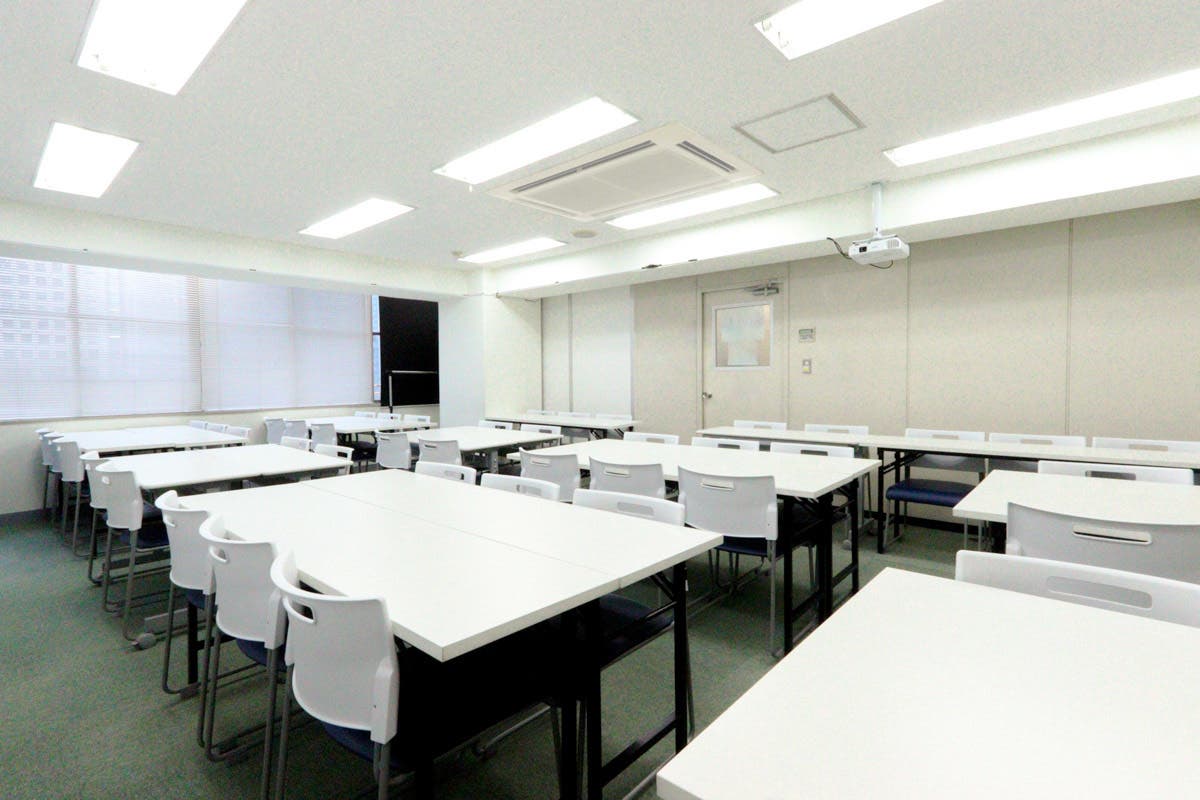 【JR品川駅徒歩3分！52名利用可！】高性能プロジェクター・WiFi全て無料！エレベーター有！ふれあい貸し会議室 品川No100の写真8