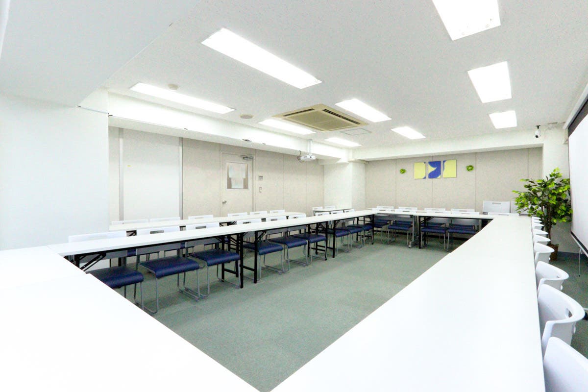 【JR品川駅徒歩3分！52名利用可！】高性能プロジェクター・WiFi全て無料！エレベーター有！ふれあい貸し会議室 品川No100の写真12