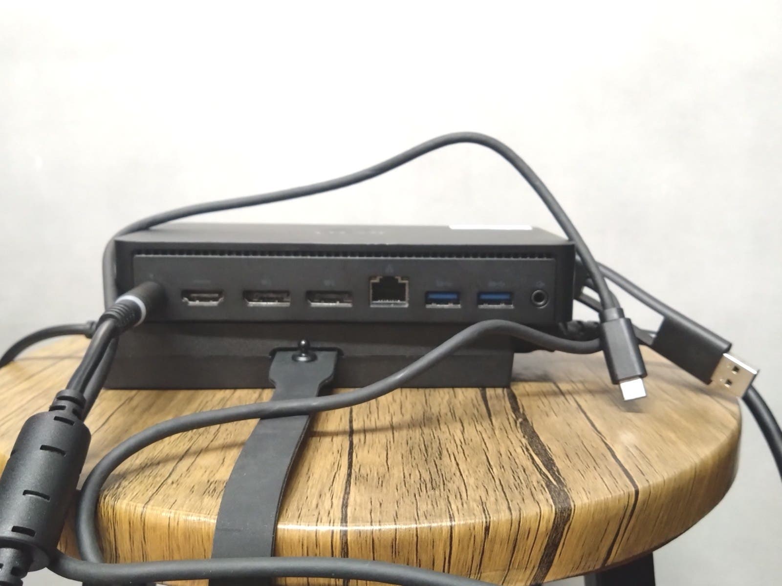 【¥550/1h｜工事期間限定】上野駅すぐ・モニター2台鍵付き広め完全個室3014の写真5