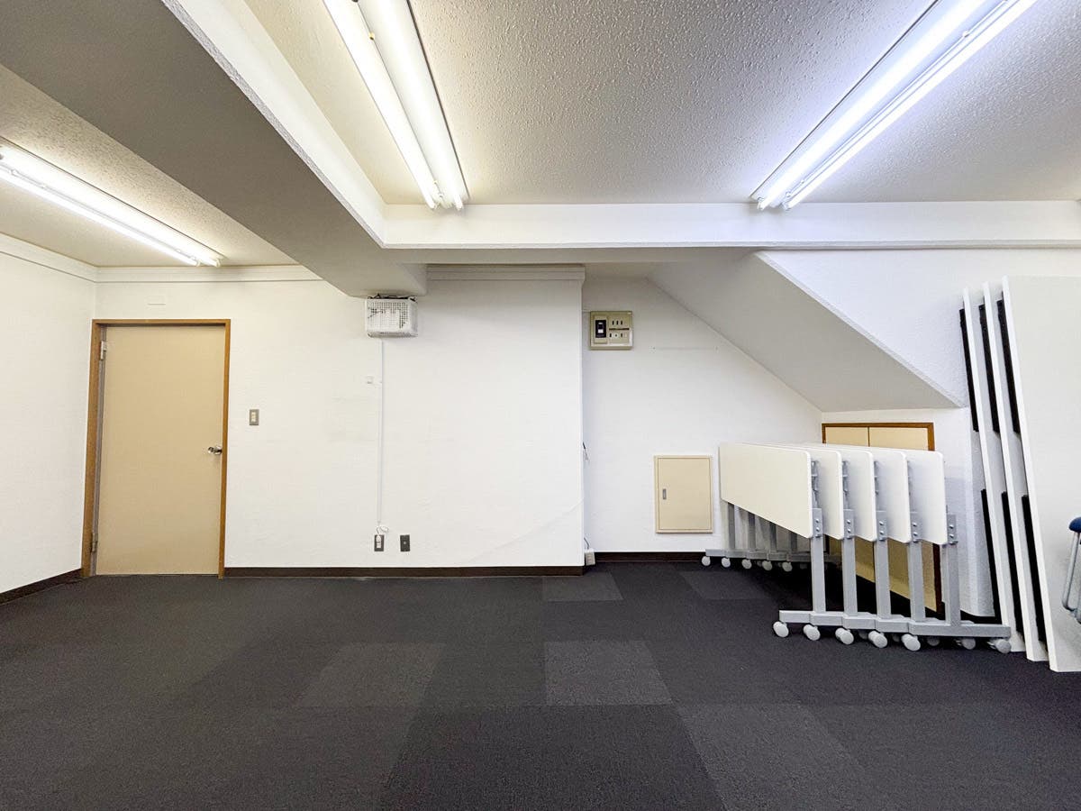 【JR品川駅徒歩3分！28名利用可】大型55インチモニター・WiFi全て無料！男女別トイレ有！ふれあい貸し会議室 品川No102の写真16