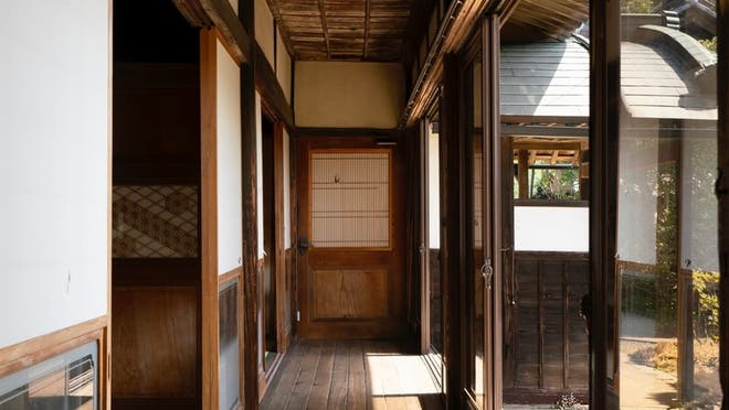 長屋門・母屋・3つの蔵・日本庭園・屋敷林で構成された農家屋敷の写真13