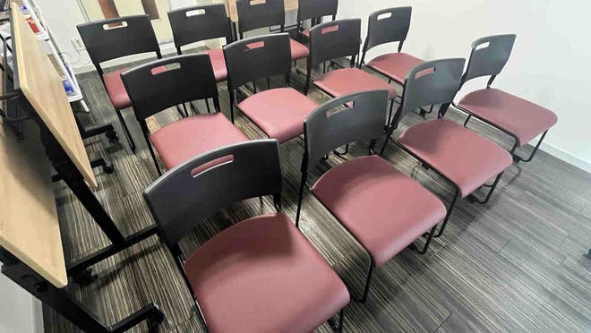 【オープン割継続】近鉄奈良駅3分 最適8名 最大12名 会議・面接・セミナー・サークル・勉強会・撮影・各種教室などに最適の写真4