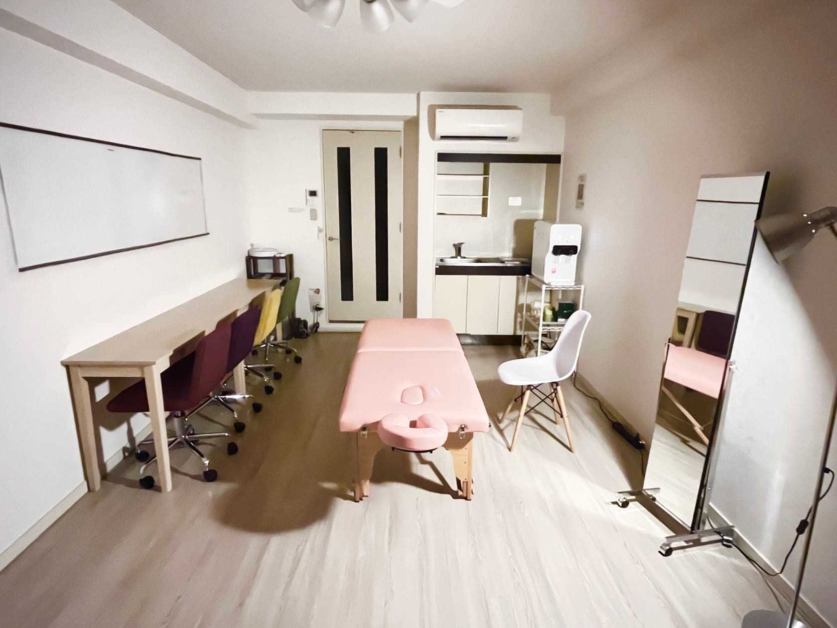 毎日清掃🧹＜フルーツスペース🍋奈良＞【室内動画あり】⭐️インボイス対応⭐️直前割⭐️65㌅TV⭐️広々33㎡⭐️飲食OKの写真10