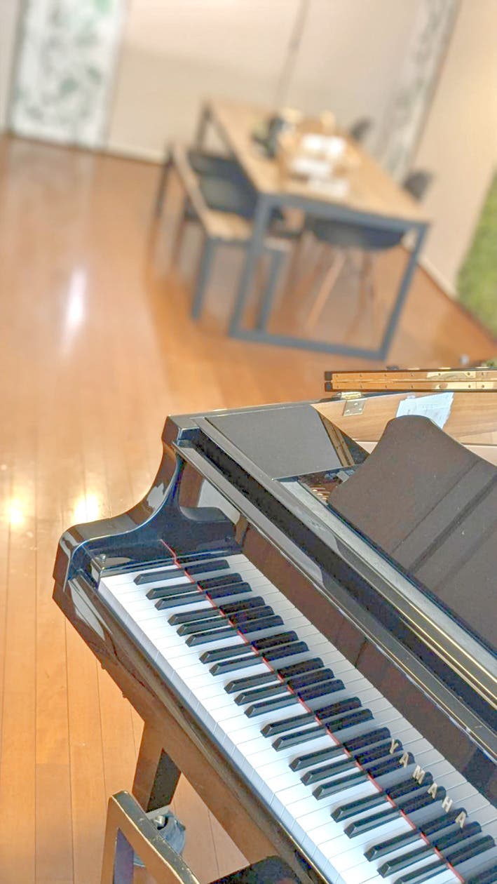 Rubato/Cafè - グランドピアノ×カフェスペースのくつろぎ空間の写真5