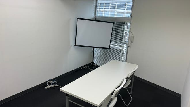 【六本木駅徒歩1分】洗練されたオフィスビル7階 六本木100feetの写真4