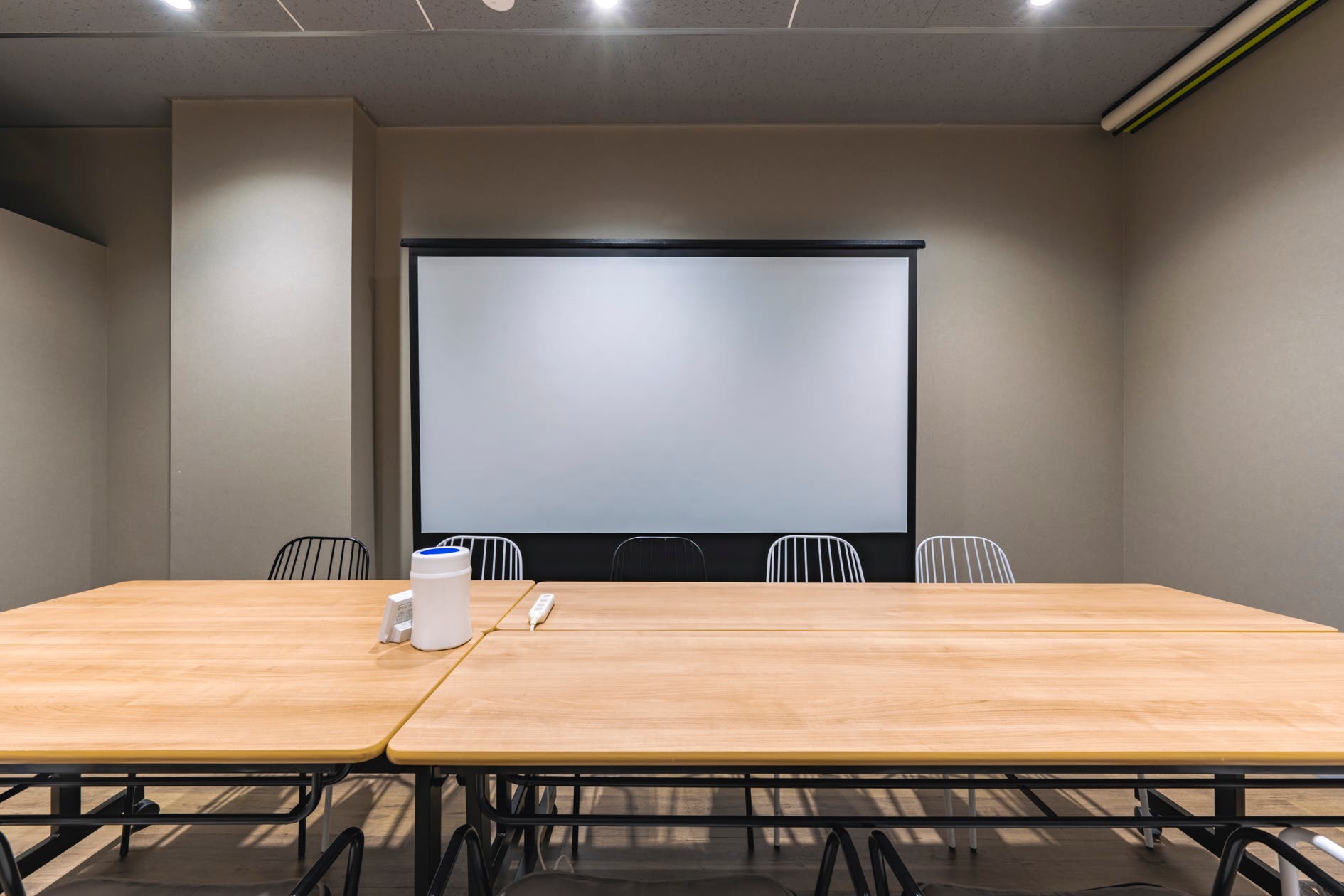 スペモ🏰渋谷5分🤩会議💻モニター完備✨勉強会👨‍🏫テレワーク💻作業✍️549_LULLTECHBEACH-Room渋谷4の写真5