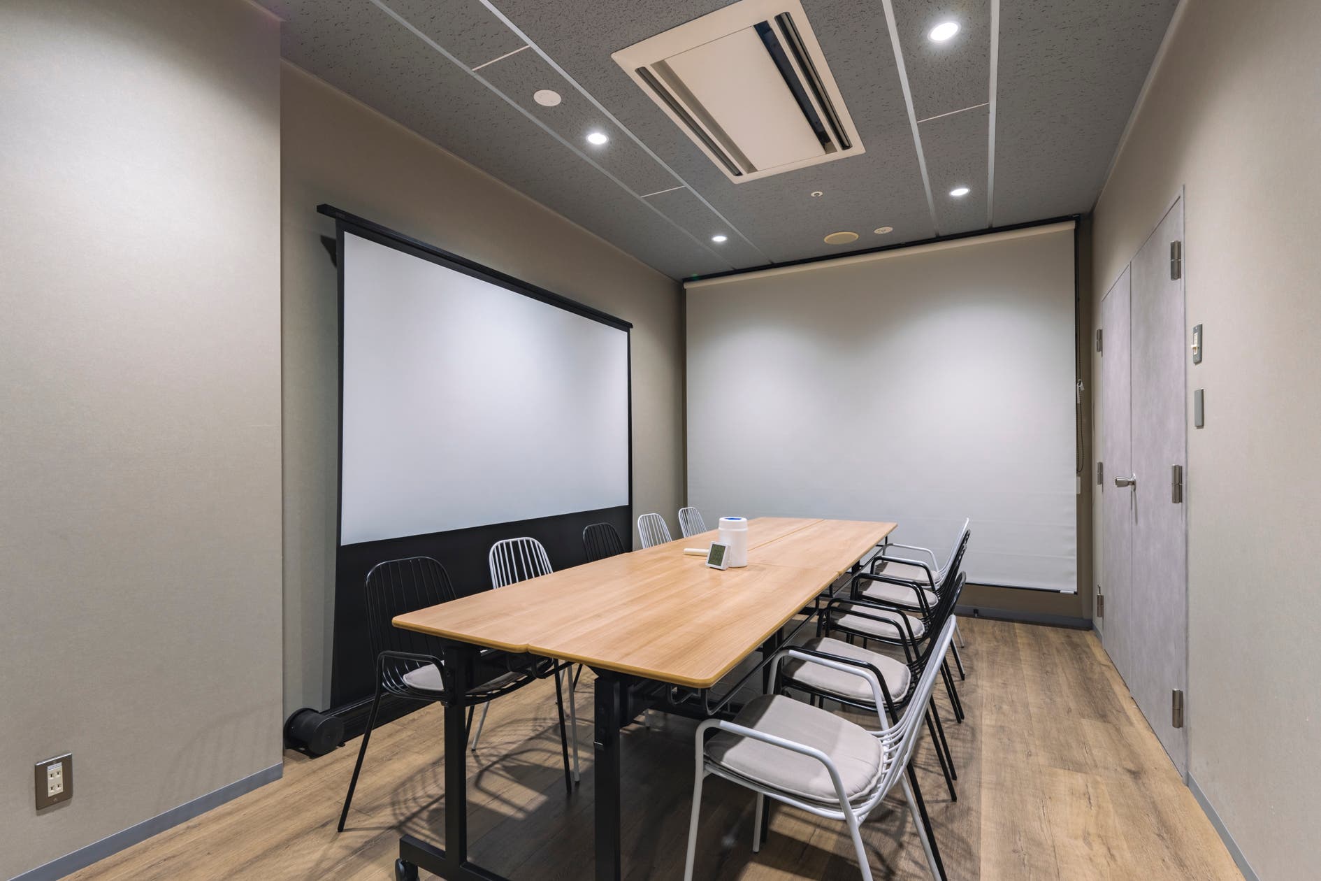 スペモ🏰渋谷5分🤩会議💻モニター完備✨勉強会👨‍🏫テレワーク💻作業✍️549_LULLTECHBEACH-Room渋谷4の写真9