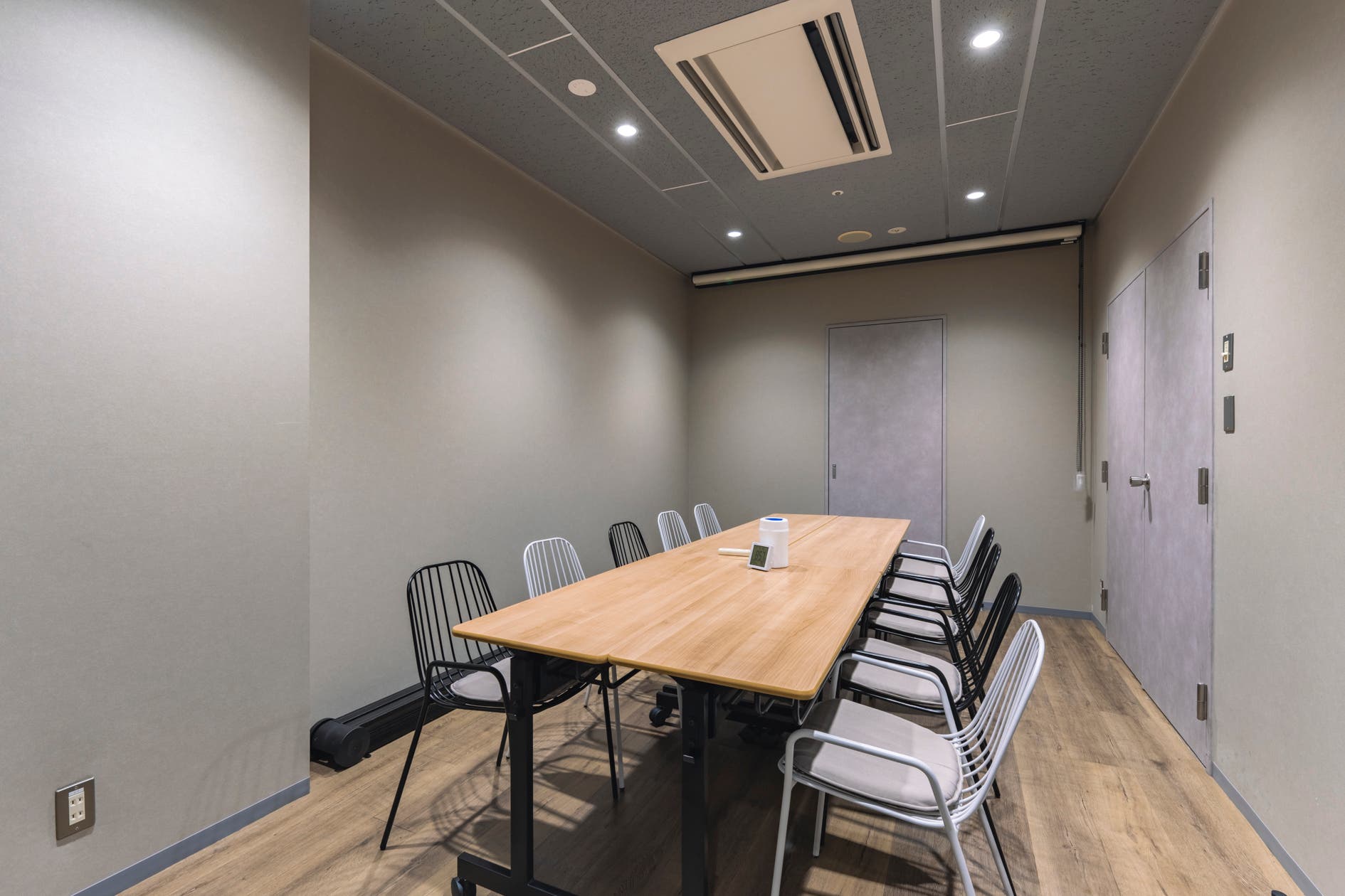 スペモ🏰渋谷5分🤩会議💻モニター完備✨勉強会👨‍🏫テレワーク💻作業✍️549_LULLTECHBEACH-Room渋谷4の写真10