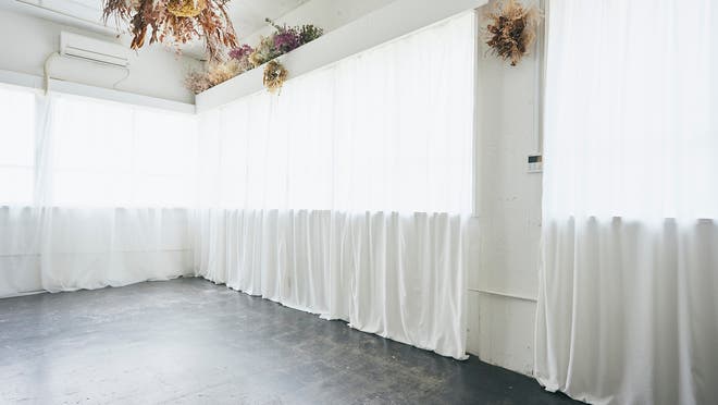 天満駅徒歩1分/天井高3.4m/自然光の綺麗なレンタルスペース、撮影スタジオの写真5