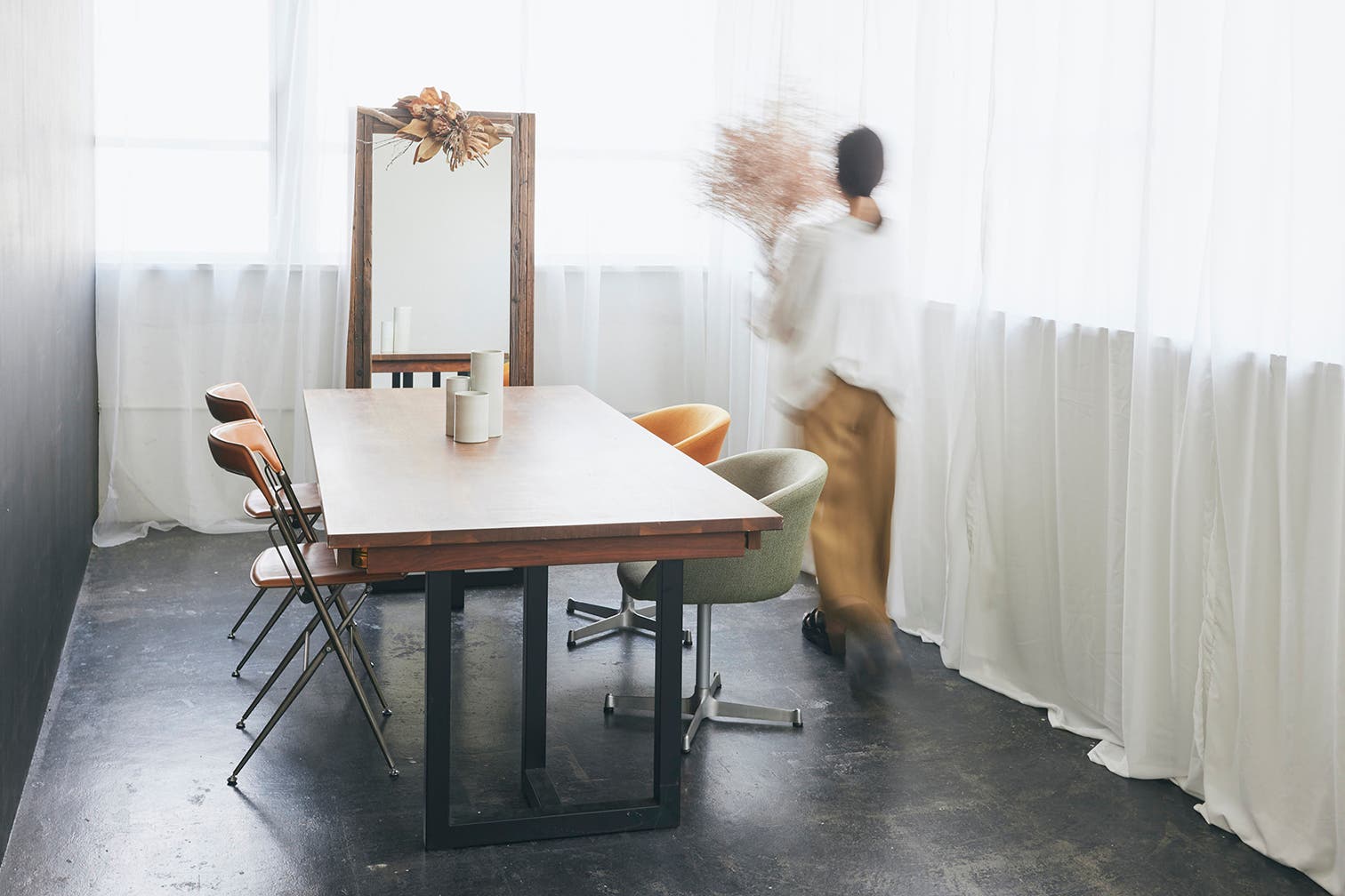 天満駅徒歩1分/天井高3.4m/自然光の綺麗なレンタルスペース、撮影スタジオの写真7