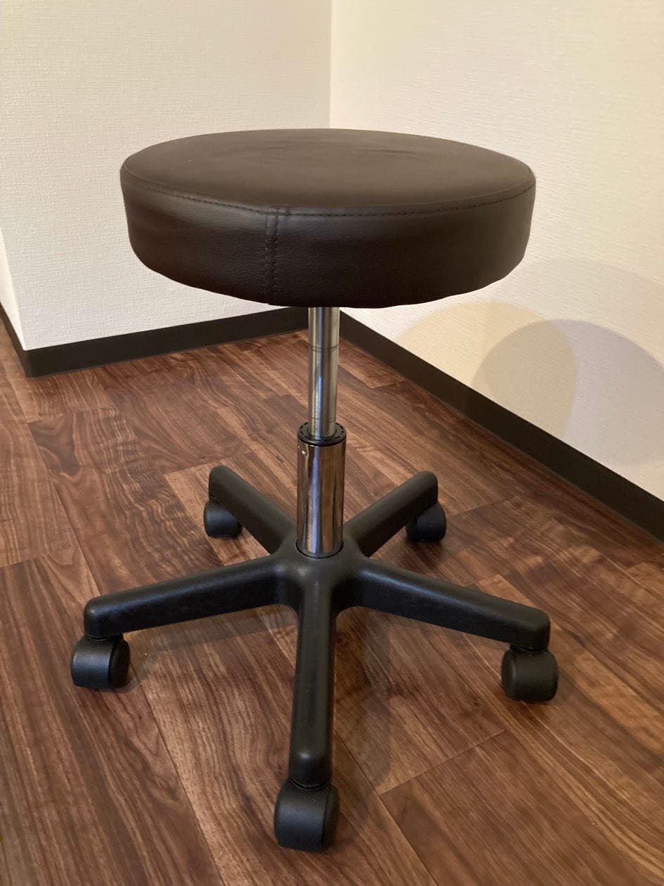 【～ゆったり広々、開放的なプライベートサロン～】心斎橋駅・本町駅より徒歩5分程《備品充実/日当たり良好/電動昇降ベッド》の写真6