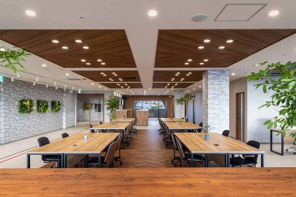 【MEGAドン・キホーテ豊見城6F】1時間660円！テレカンBOX①｜無料駐車場・フリードリンク付◎ の写真9