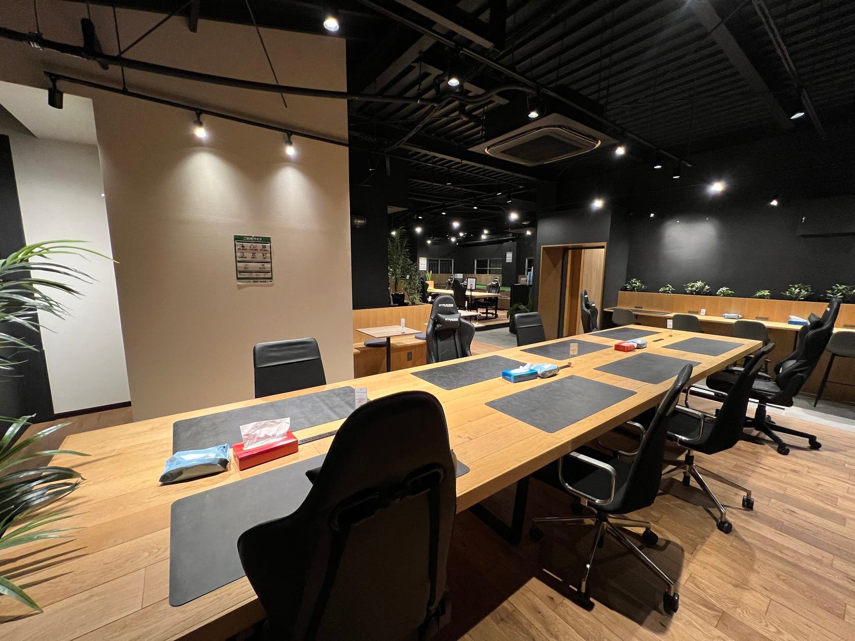 【西中島南方駅から徒歩5分】1時間 1,420円！｜3F_RoomD（定員10名）モニター付き◎の写真11