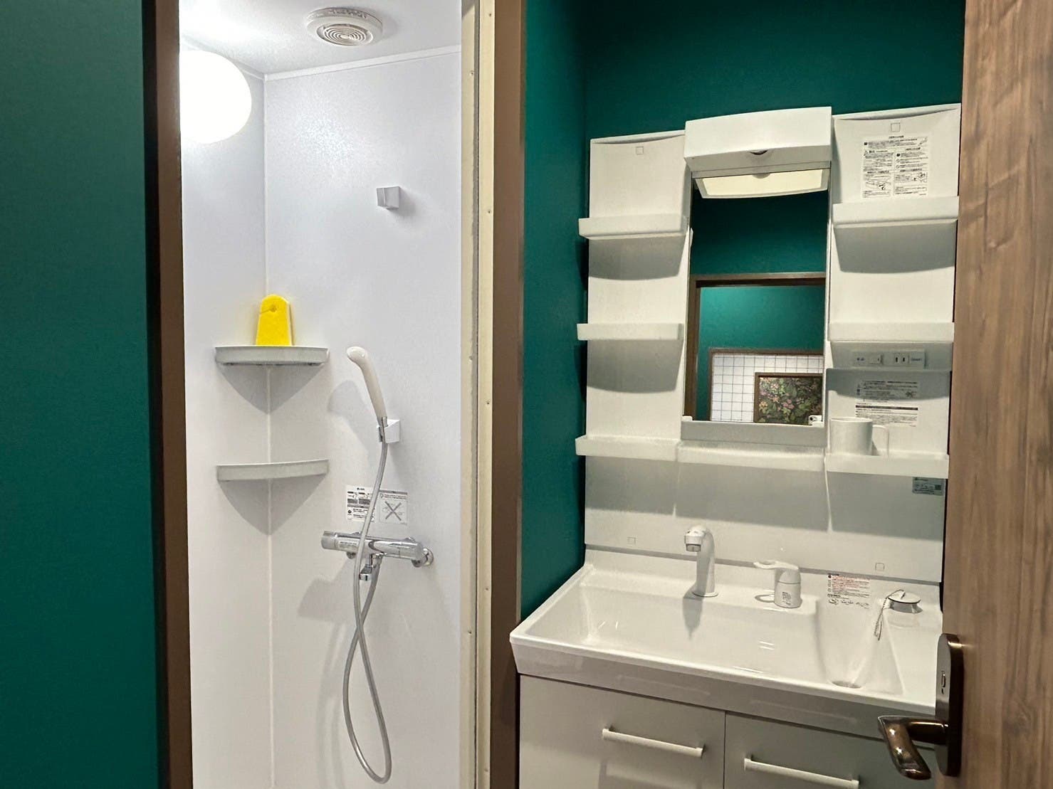 NEW!【小さなおうち貸切🏠】北欧風２K🌲　簡易キッチン有で多用途で利用できる広々スペース💛  の写真4