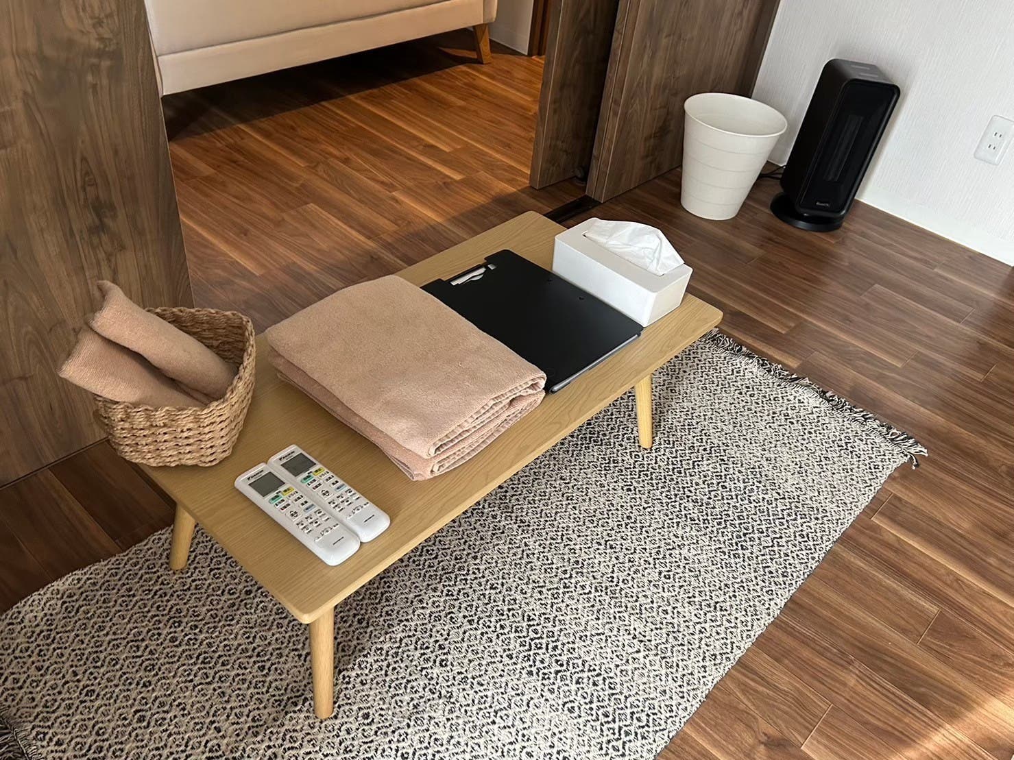 NEW!【小さなおうち貸切🏠】北欧風２K🌲　簡易キッチン有で多用途で利用できる広々スペース💛  の写真8