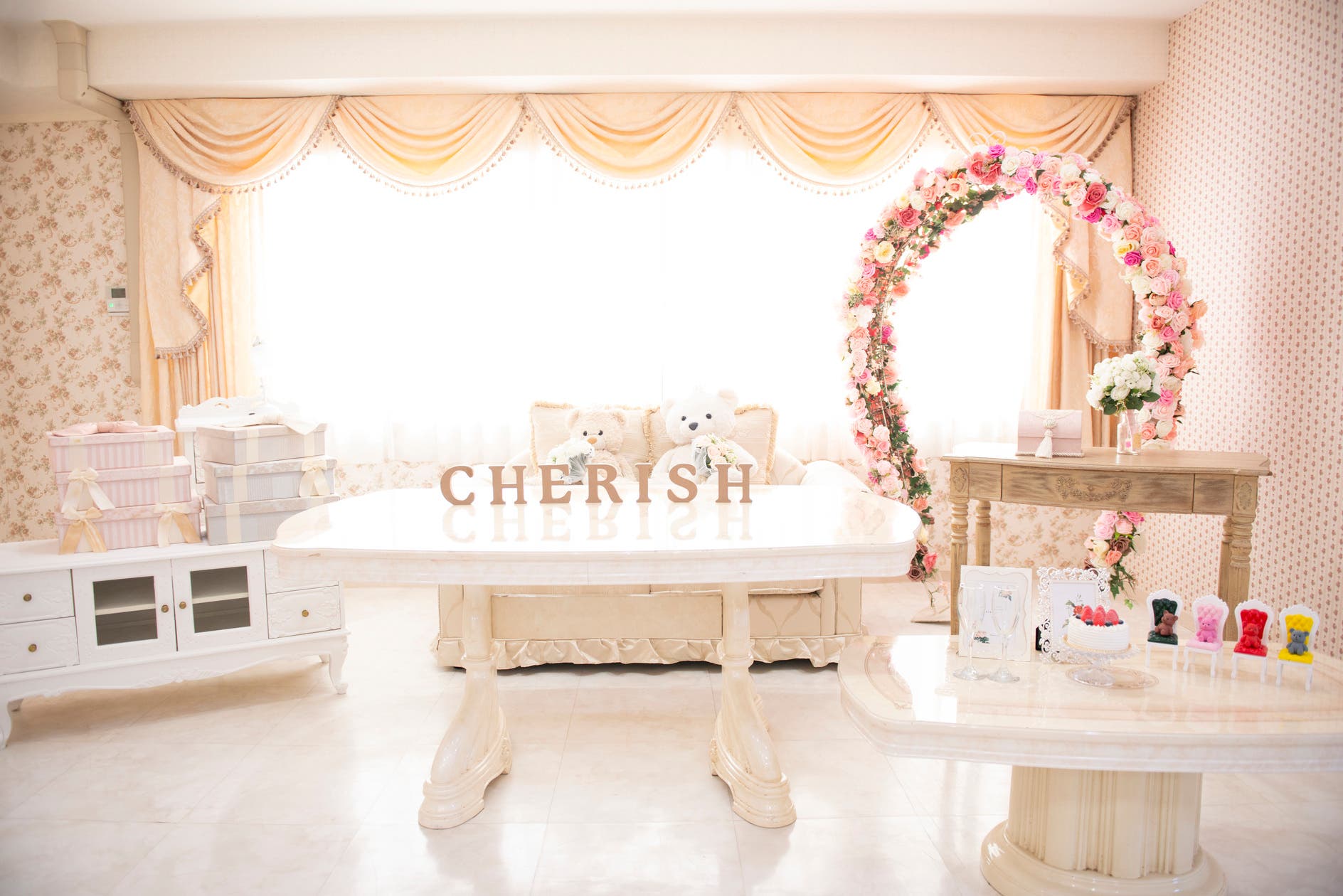 【新ページ移転案内中】1st💓推し活の定番✨上品かわいいロココ撮影スタジオ＆レンタルスペース｜女子会・オフ会にも｜商用利用OKの写真6