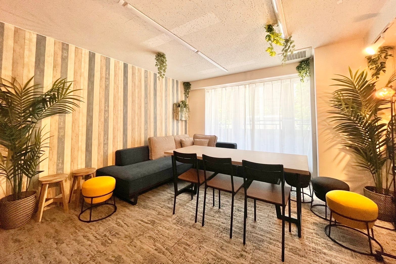 NEW!【水天宮前2分/人形町4分/茅場町5分】最大24名/会議・ご商談 ・撮影・懇親会・誕生日会・女子会・ボドゲ等！飲食🍷可！の写真3