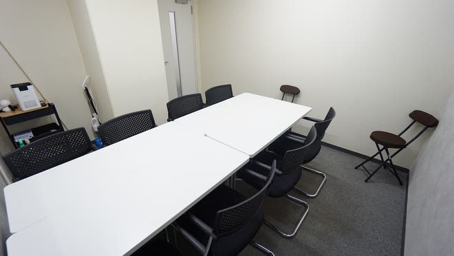 <大阪駅チカビジネス会議室>OPEN記念価格SALE!大阪駅/北新地駅直結🚃Wi-Fi📶スマートテレビ📺会議/セミナー/Zoomの写真7