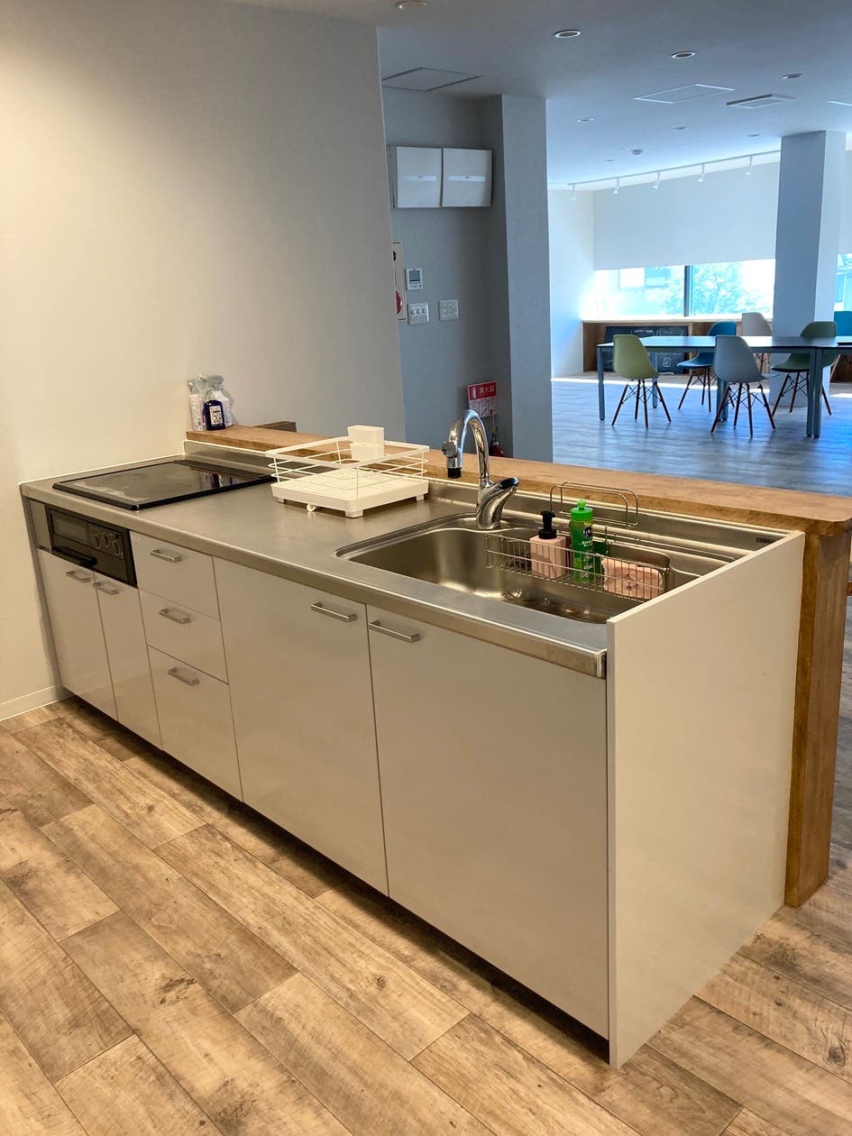 三原駅前のゆったり室内空間！の写真10