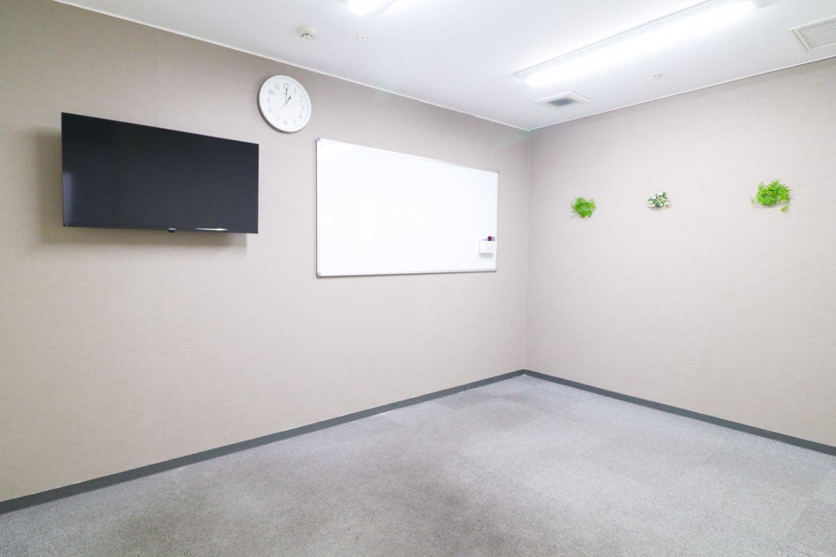 【梅田駅地下直結で最高の立地！大阪駅前第２ビル！14名利用可】大型モニター・WiFi全て無料！ふれあい貸し会議室 梅田No123の写真7