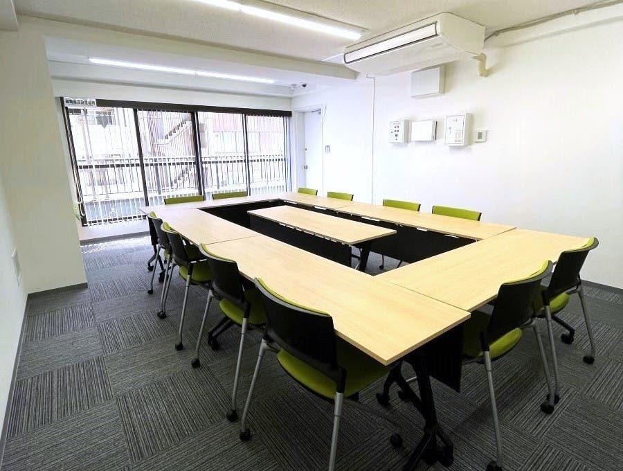 【大手町駅徒歩5分】大型ﾓﾆﾀｰ・光回線Wifi・設備すべて無料！室外に喫煙ｽﾍﾟｰｽあり！の写真2