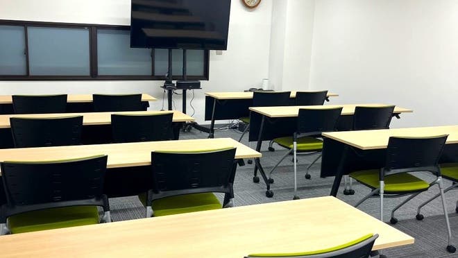 【大手町駅徒歩5分】大型モニター・光回線Wifi・設備すべて無料!室外に喫煙スペースあり!の写真4