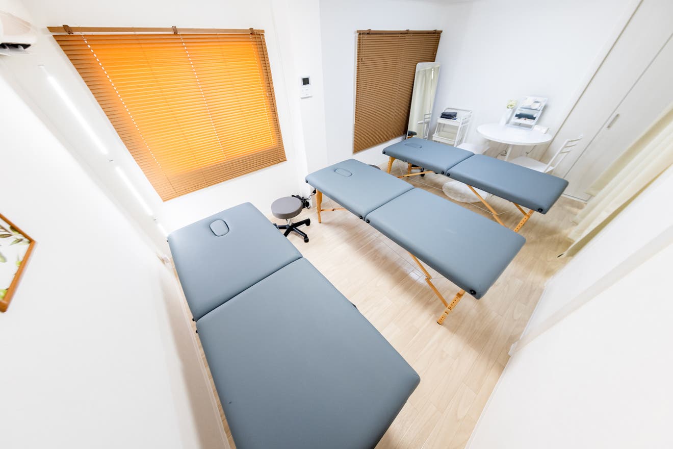 軽量サロンベット×3　耐重量200kgの画像1