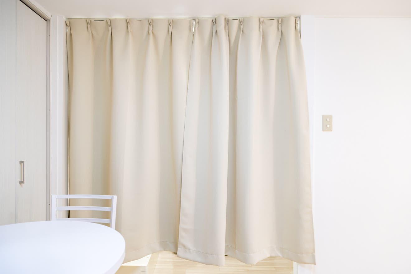 カーテンで着替えスペースに出来ます👗の画像1